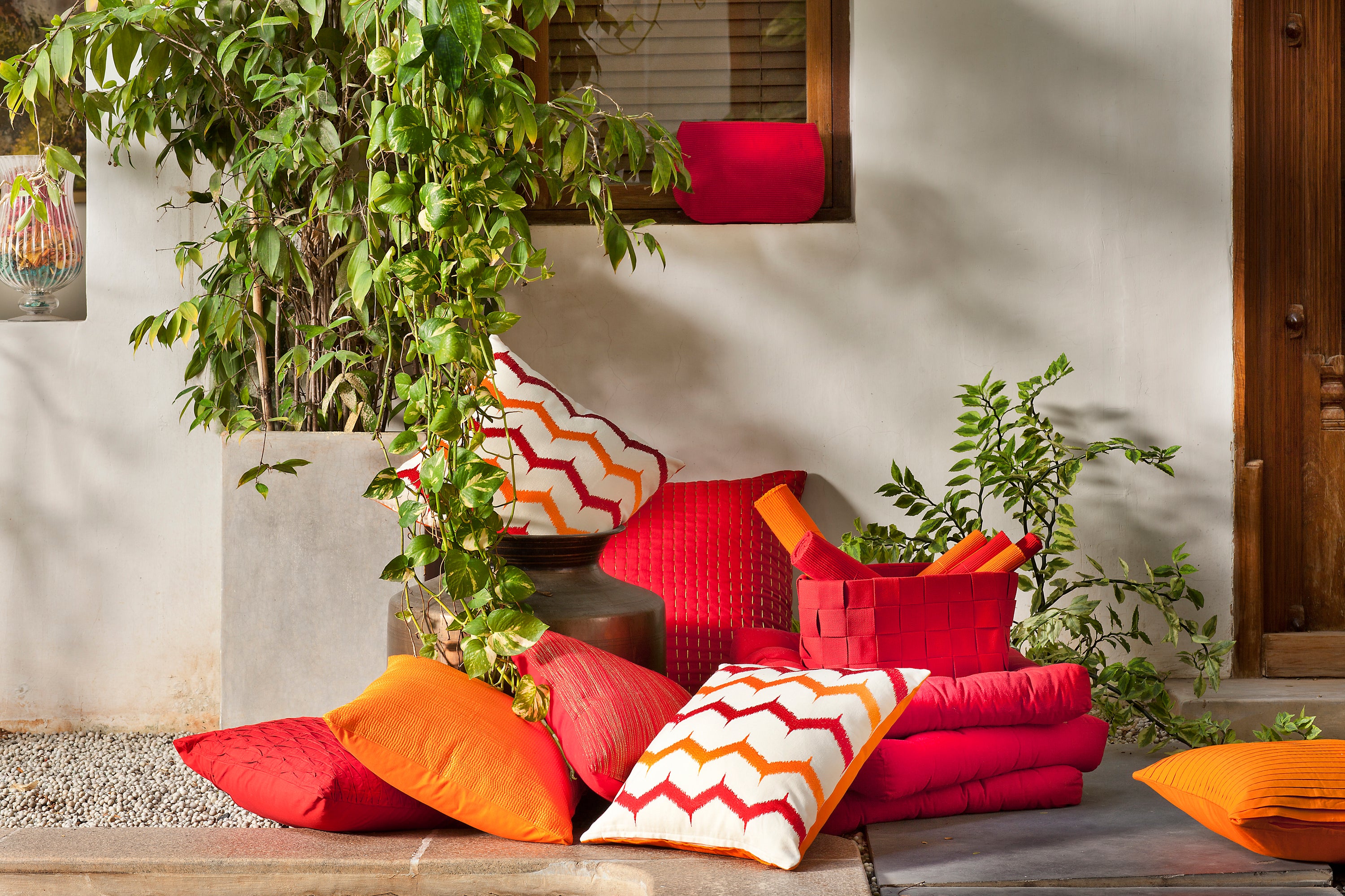 Buy Premium Bedding, Kitchen & Home Linen Online | Loom Home Textiles